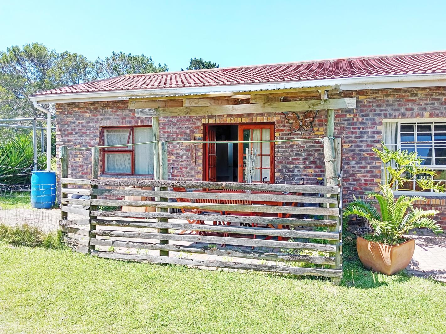 1 Bedroom Apartment to rent in Theescombe | RR4002163 | Private Property