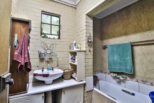 2.3 ha Farm for sale in White River | T4631110 | Private Property