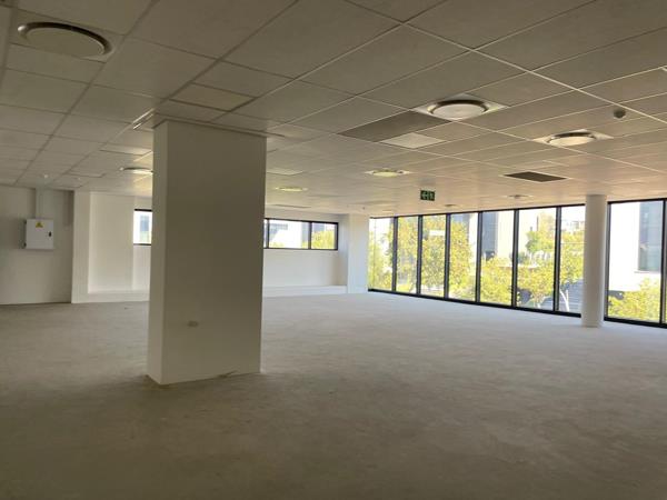 236 m² Commercial space for sale in Waterfall | T4648306 | Private Property