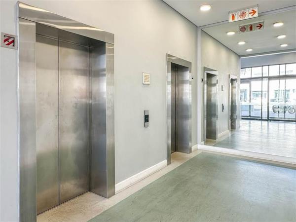 2 Bedroom Apartment for sale in Woodstock | T4661337 | Private Property