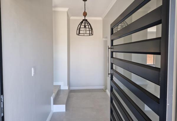 3 Bedroom House for sale in Wavecrest | T4879758 | Private Property