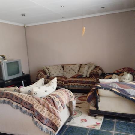 3 Bedroom House for sale in KwaZakhele | T4947821 | Private Property