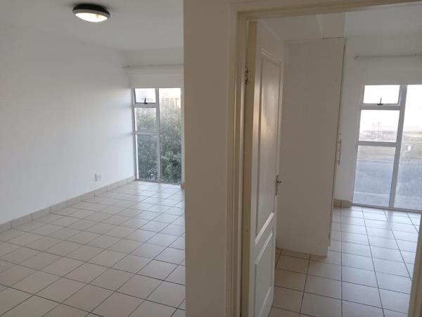 2 Bedroom Apartment to rent in Tokai | RR4357627 | Private Property