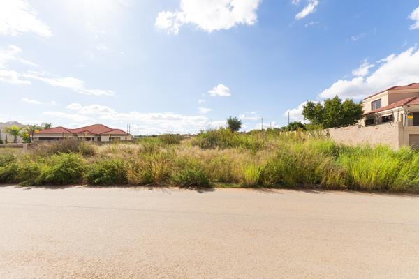 1 336 m² Land for sale in Serala View | T5052538 | Private Property