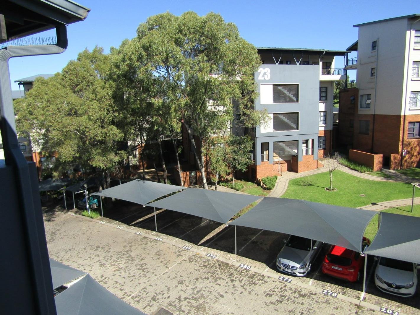 1 Bedroom Townhouse to rent in Oakdene | RR4380462 | Private Property