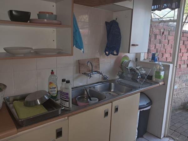 6 Bedroom House for sale in Suideroord | T5059852 | Private Property