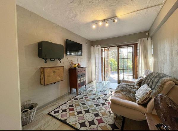 1 Bedroom Garden Cottage to rent in Worlds View | RR4444249 | Private ...