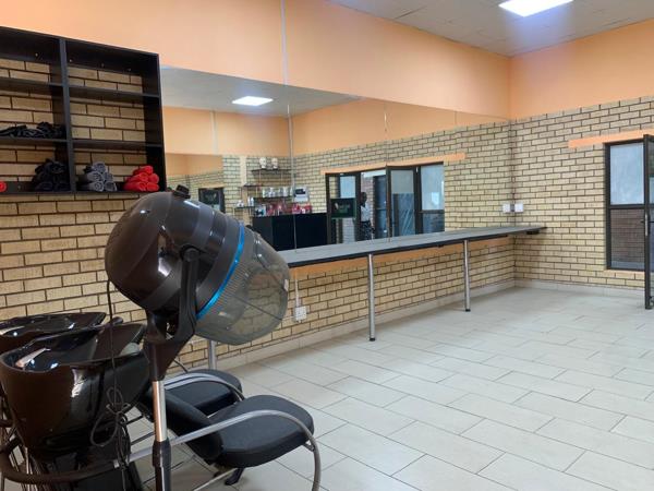 55 m² Office Space to rent in Verulam | RR4457956 | Private Property