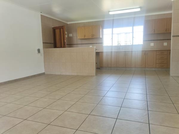 1 Bedroom Garden Cottage to rent in Northcliff | RR4472500 | Private ...