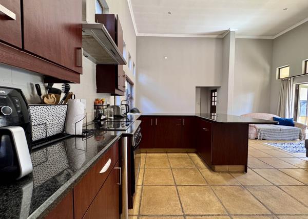 3 Bedroom House for sale in Silver Lakes Golf Estate | T5196534 ...