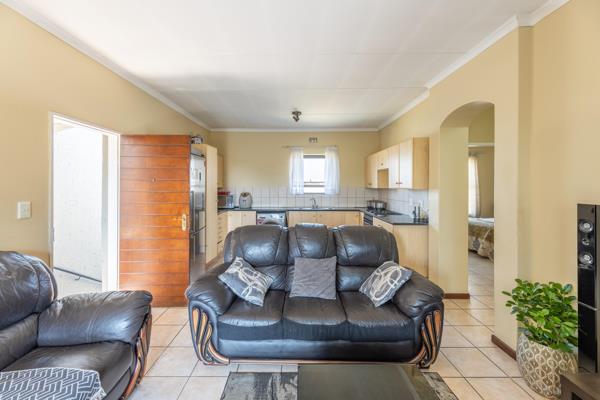 2 Bedroom Townhouse for sale in Broadacres | T5214544 | Private Property