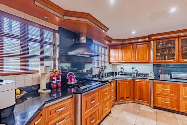 3 Bedroom House for sale in Silver Lakes Golf Estate | T5234667 ...