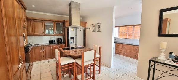 4 Bedroom House for sale in Mount Edgecombe Country Club Estate ...