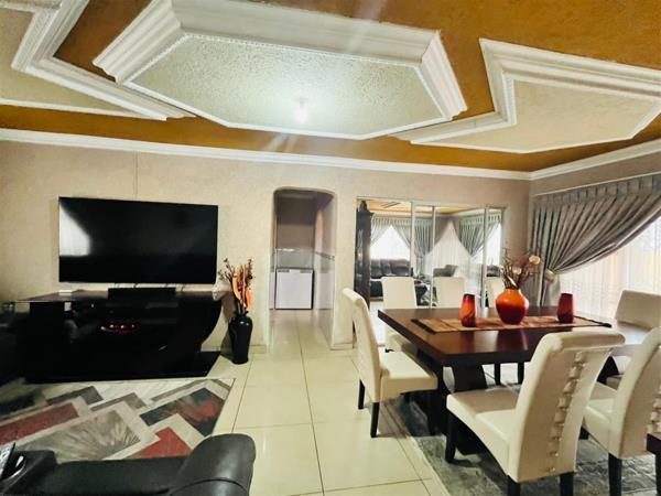 3 Bedroom House for sale in Sasolburg | T5290407 | Private Property