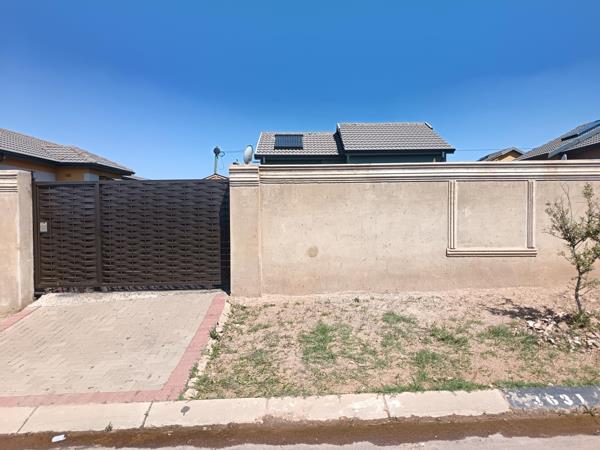 2 Bedroom House to rent in Witpoortjie | RR4544058 | Private Property