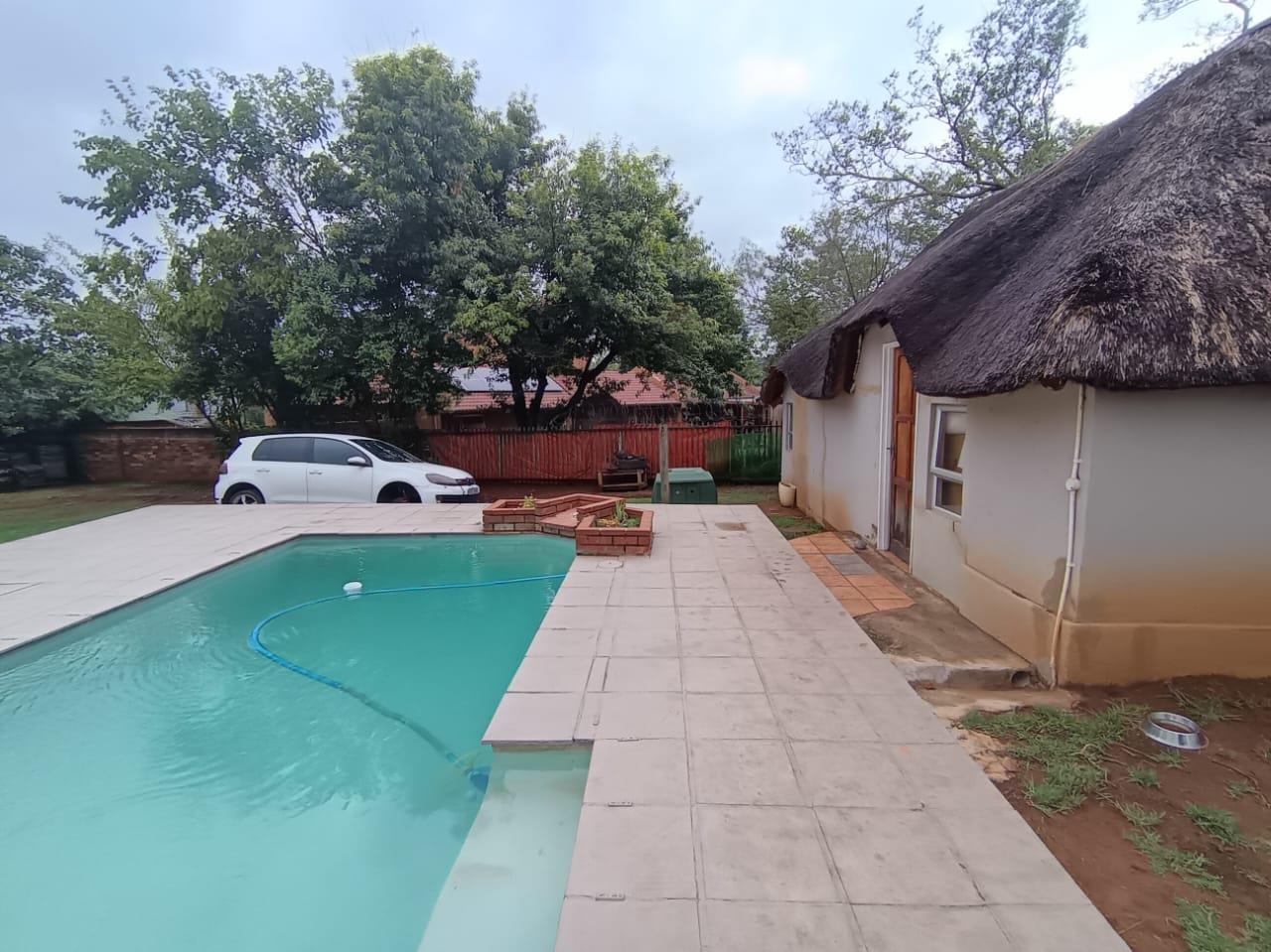 1 Bedroom House to rent in Wilgeheuwel | RR4544072 | Private Property