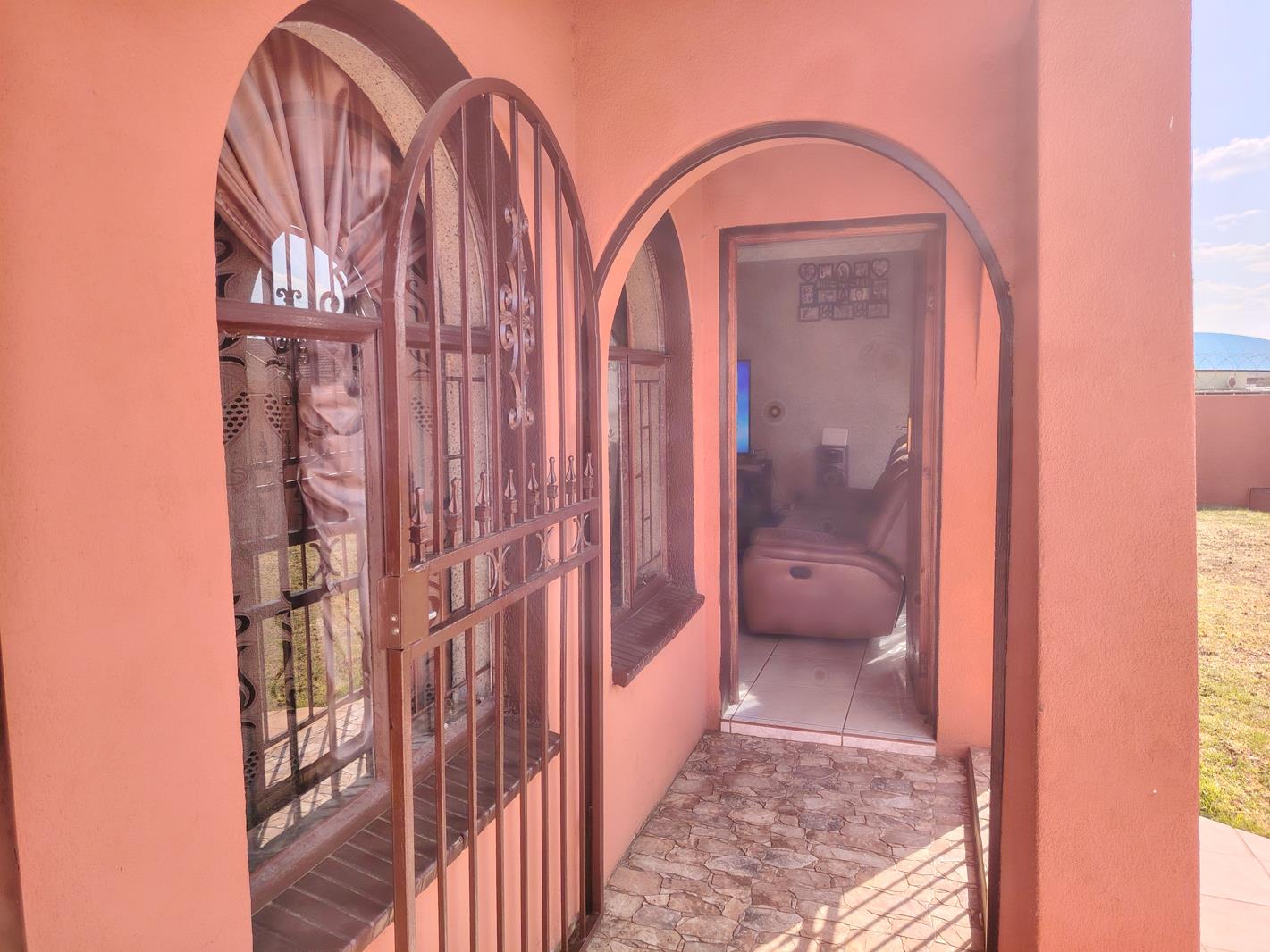 3 Bedroom House for sale in Alra Park | T5302207 | Private Property