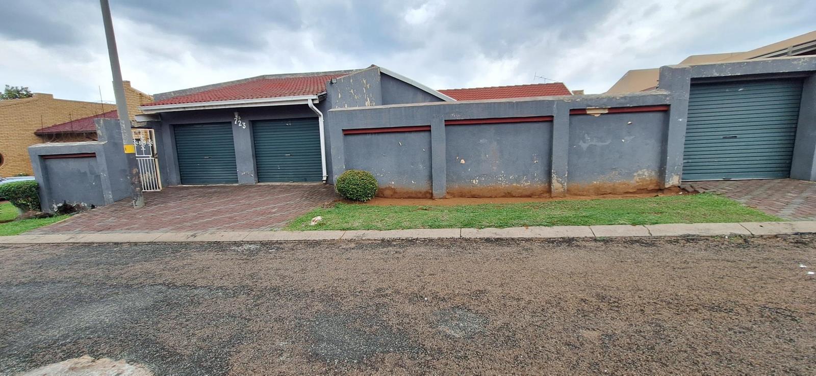 3 Bedroom House for sale in Spruit View | T5305811 | Private Property