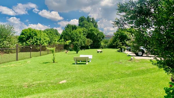 2 Bedroom Townhouse for sale in Mulbarton | T5309681 | Private Property