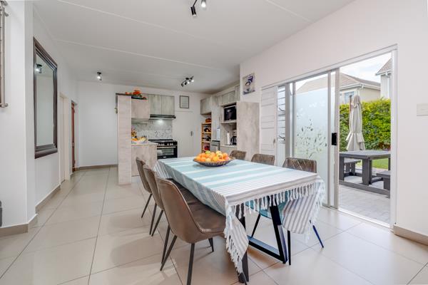 3 Bedroom Cluster for sale in Maroeladal | T5313086 | Private Property