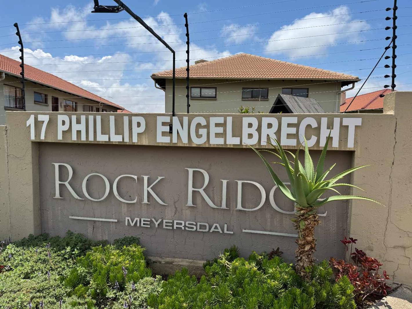 2 Bedroom Townhouse for sale in Meyersdal | T5316751 | Private Property
