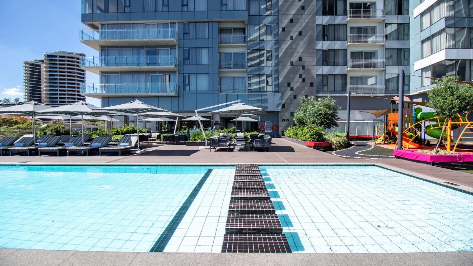 3 Bedroom Apartment to rent in Benmore Gardens | RR4557382 | Private ...