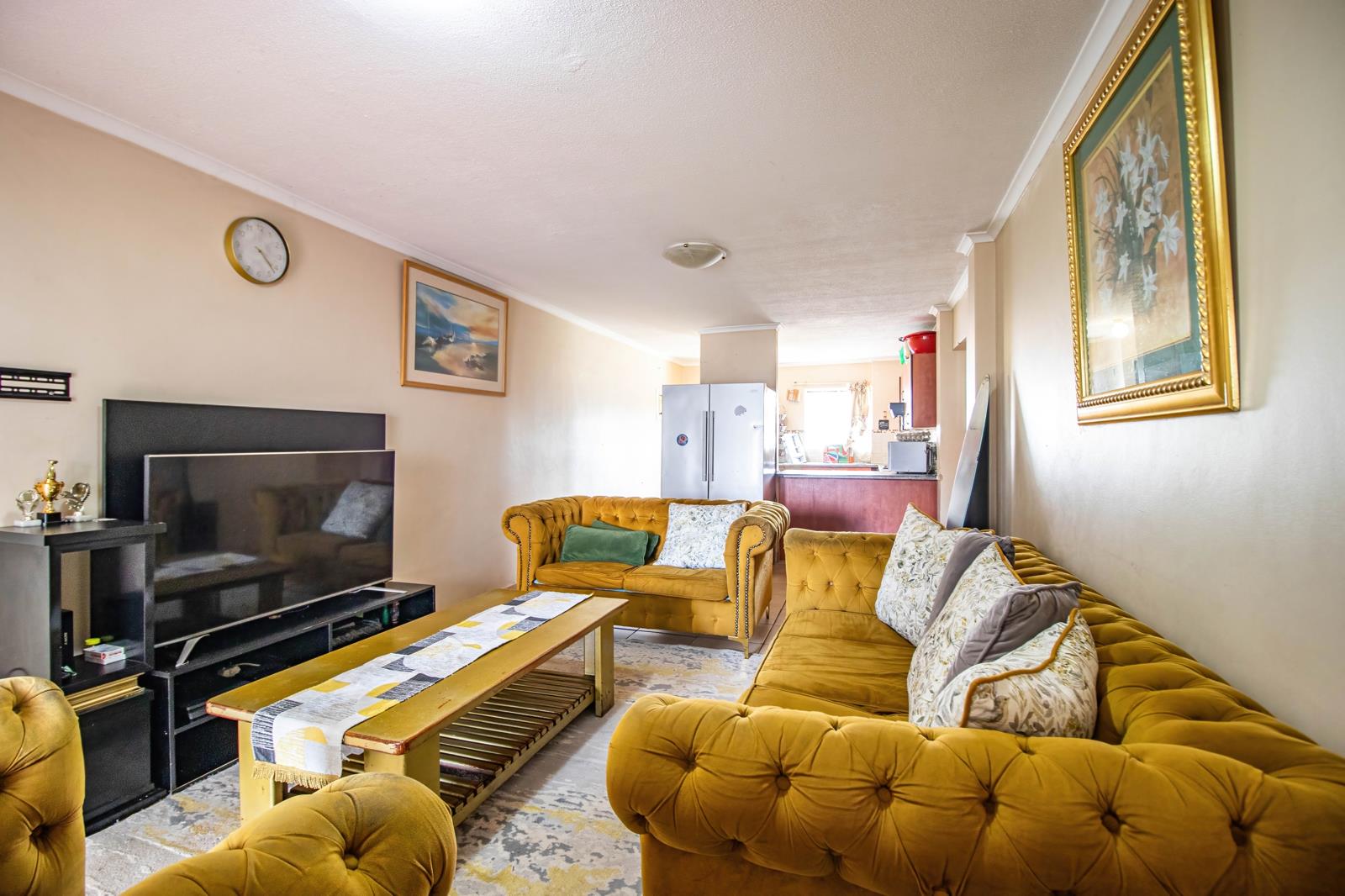 2 Bedroom Apartment for sale in Castleview | T5317158 | Private Property