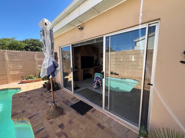 3 Bedroom House for sale in Table View | T5336458 | Private Property