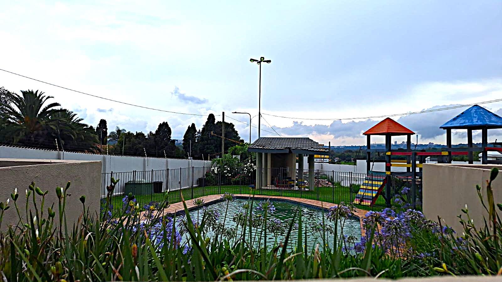 2 Bedroom Apartment to rent in Victory Park | RR4573947 | Private Property