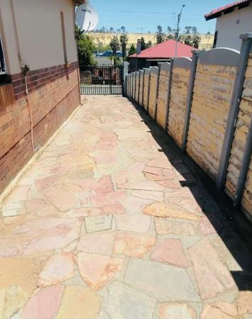 3 Bedroom House to rent in Turffontein | RR4574278 | Private Property