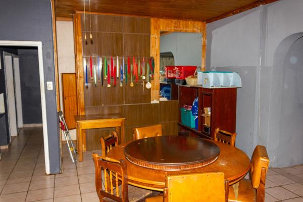 3 Bedroom House for sale in Danville | T5340646 | Private Property