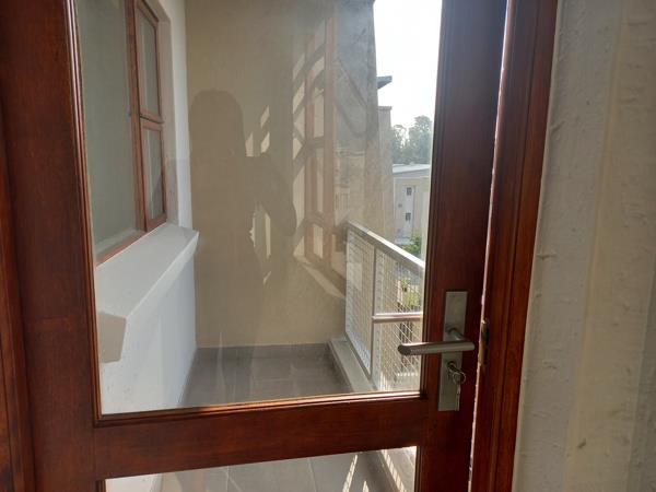 2 Bedroom Apartment to rent in Paulshof | RR4575325 | Private Property