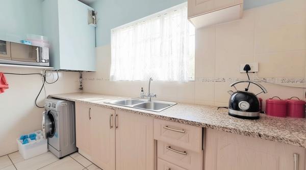 2 Bedroom Apartment for sale in Shelly Beach | T5341278 | Private Property