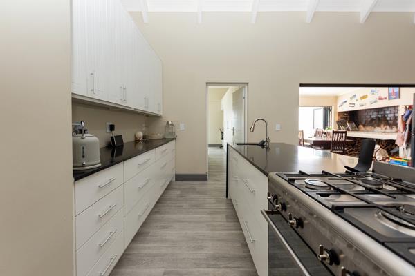 3 Bedroom House to rent in Velddrif | RR4581406 | Private Property