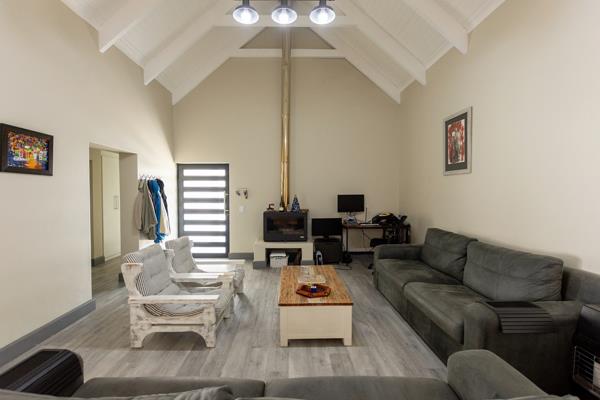 3 Bedroom House to rent in Velddrif | RR4581406 | Private Property