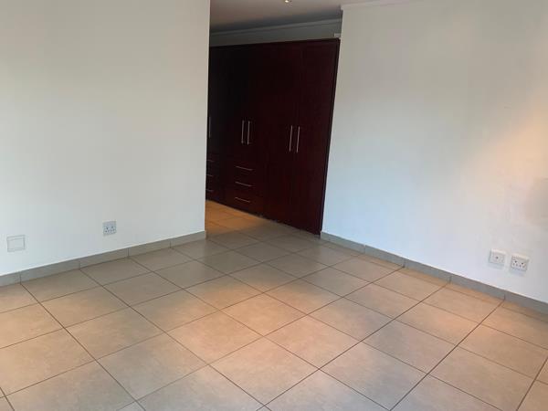 3 Bedroom House to rent in Greenstone Hill | RR4581825 | Private Property