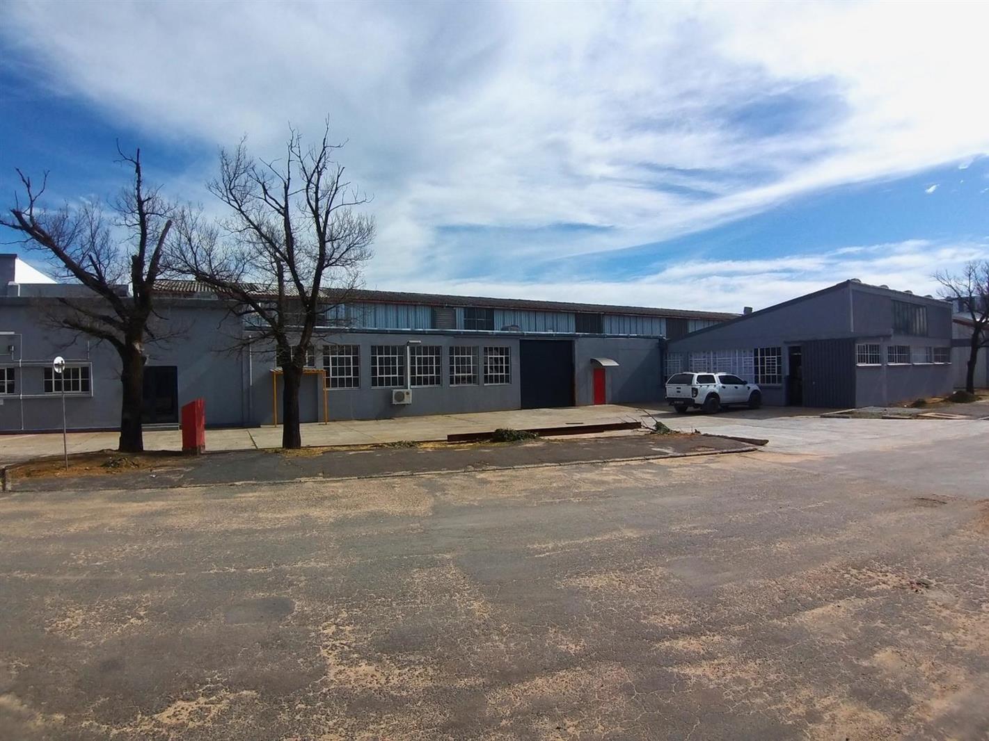 1 445 m² Industrial space to rent in Dal Josafat | RR4581852 | Private ...