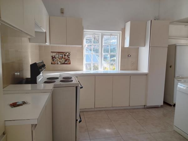 4 Bedroom House to rent in Kalk Bay | RR4581869 | Private Property