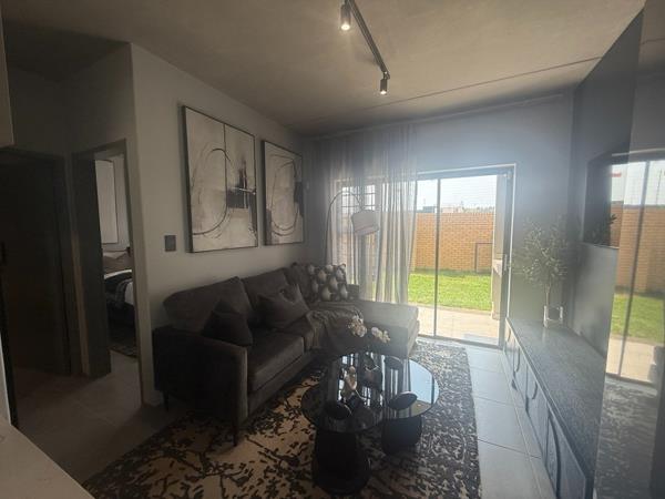 2 Bedroom Apartment to rent in Waterkloof Ridge | RR4582039 | Private ...