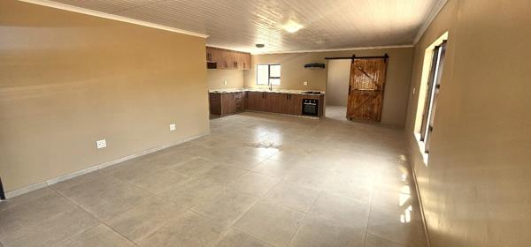 1 300 m² Farm to rent in Rustenburg North | RR4582177 | Private Property