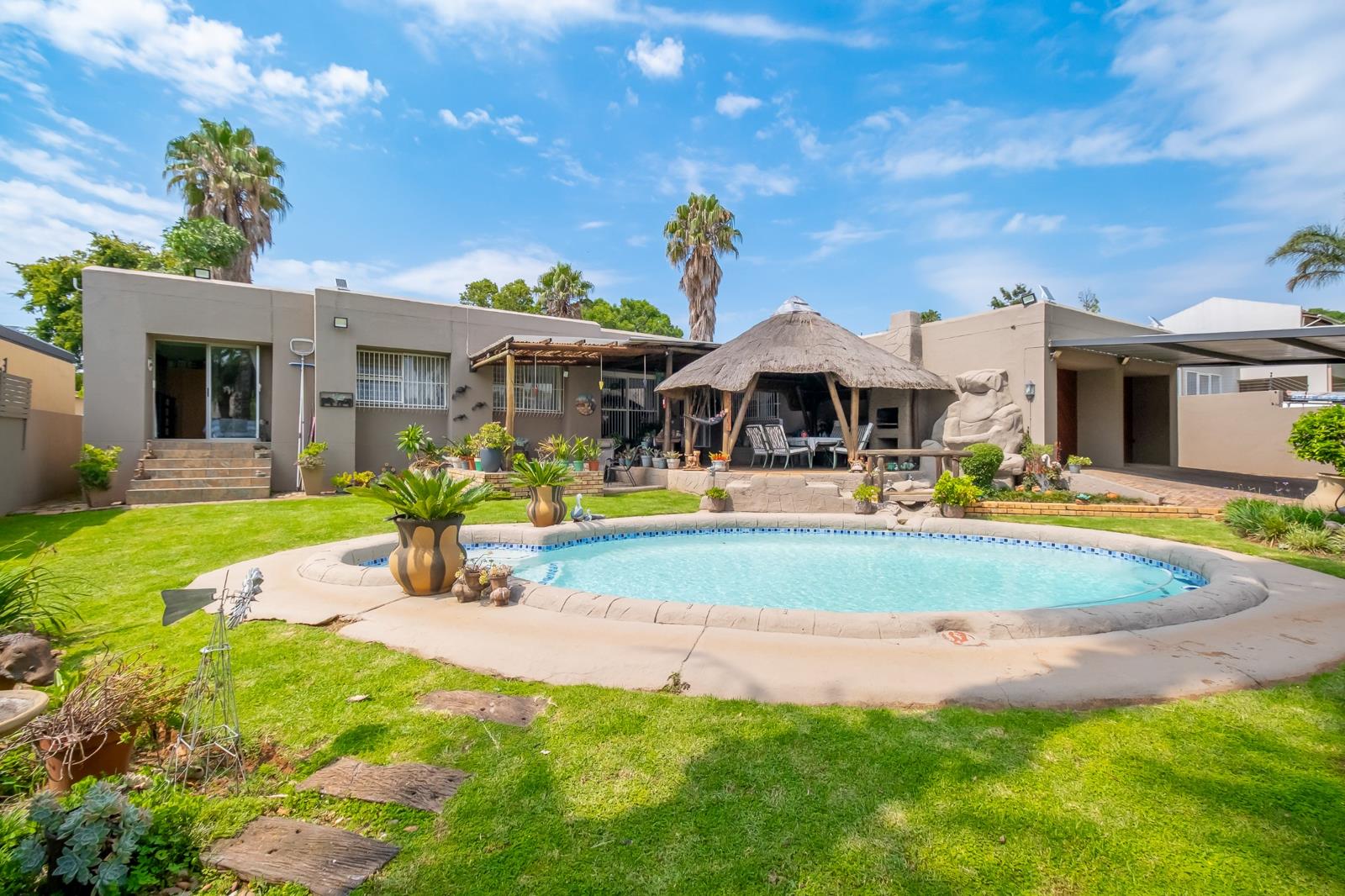 4 Bedroom House for sale in Rangeview | T5348593 | Private Property