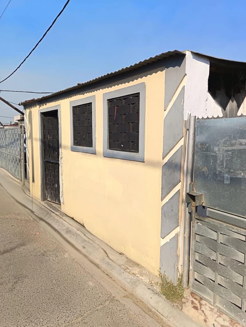 5 Bedroom House for sale in Delft South | T5348691 | Private Property