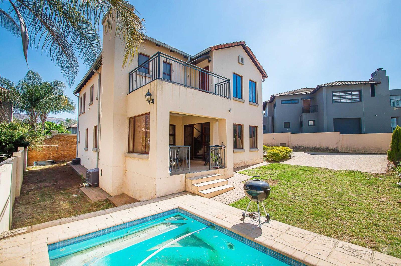 3 Bedroom House to rent in Homes Haven | RR4582703 | Private Property