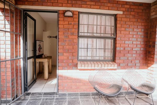 2 Bedroom Apartment to rent in Rosettenville | RR4583023 | Private Property
