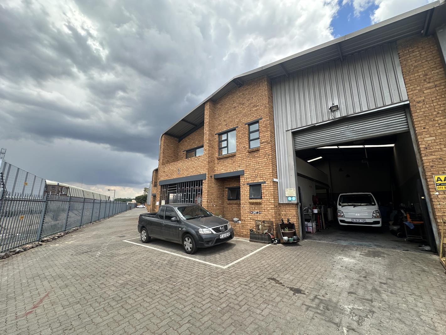 342 m² Industrial space for sale in Anderbolt | T5349957 | Private Property