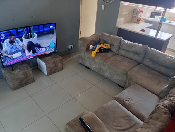 2.5 Bedroom Simplex for sale in Bellair | T5350444 | Private Property