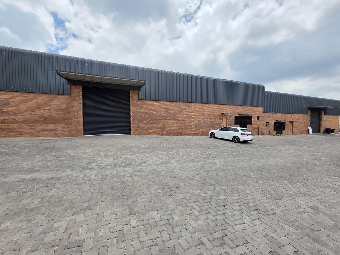 1 162 m² Industrial space to rent in Ormonde | RR4584167 | Private Property