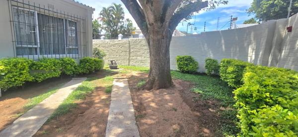 2.5 Bedroom Apartment to rent in Essenwood | RR4584950 | Private Property