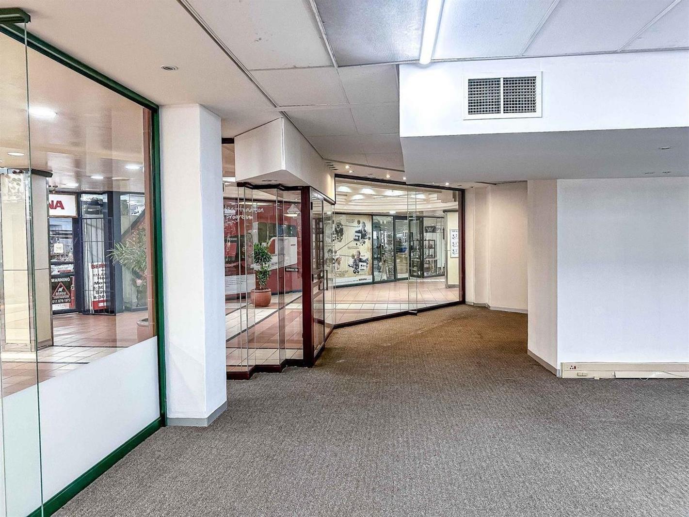 240 m² Retail Space to rent in Blackheath | RR4585230 | Private Property