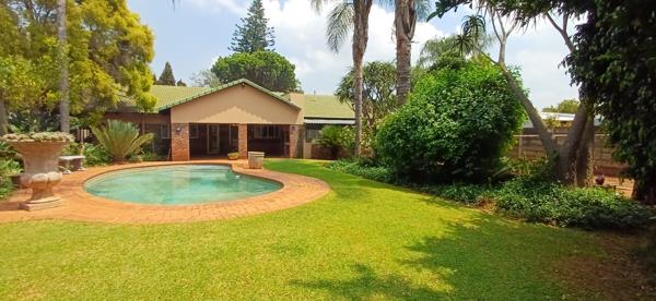 4 Bedroom House for sale in Rooihuiskraal | T5352663 | Private Property